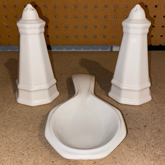 Kitchen | Vintage White Ceramic Lighthouse Saltnpepper Shakers Spoon ...